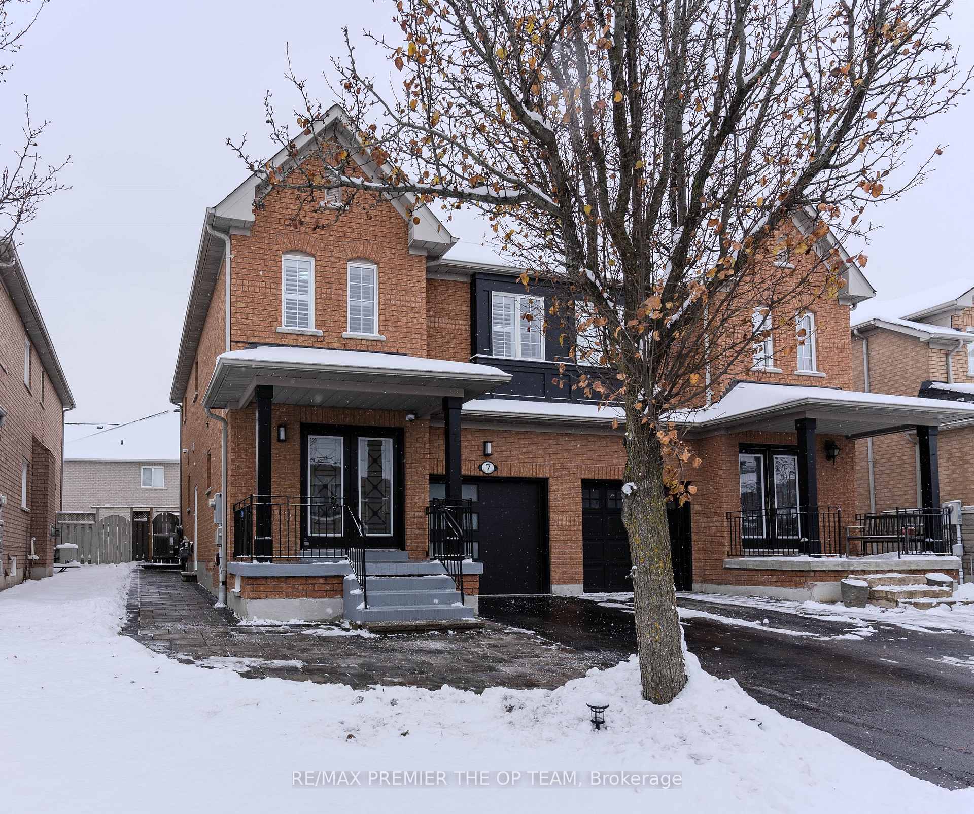 7 Kingly Crest Way, Vaughan, ON L4H 1M7