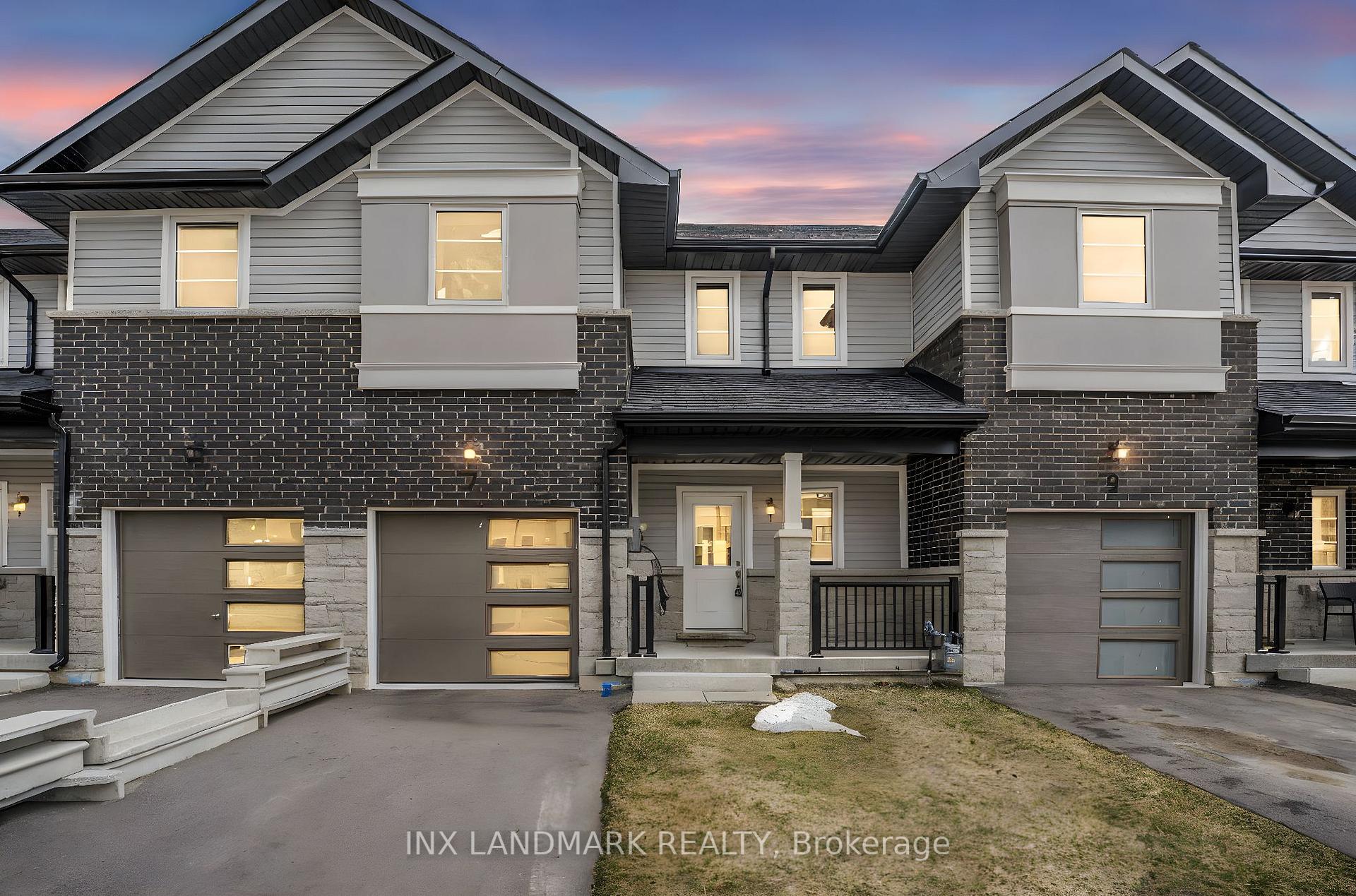 7 Lahey Crescent, Penetanguishene, ON L9M 0W1