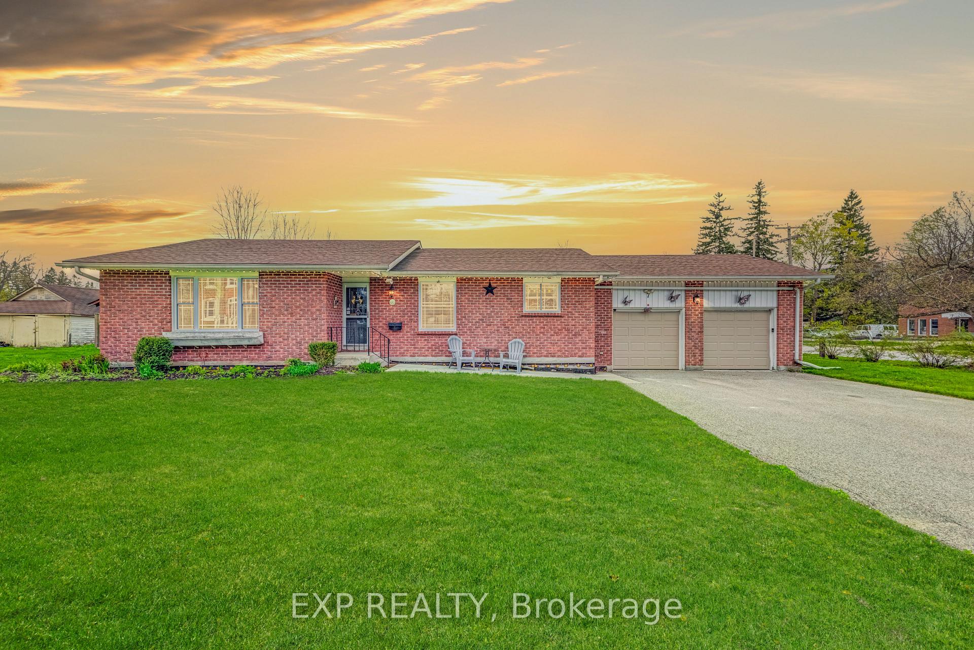 7 Queen Street, Brock, ON L0E 1E0