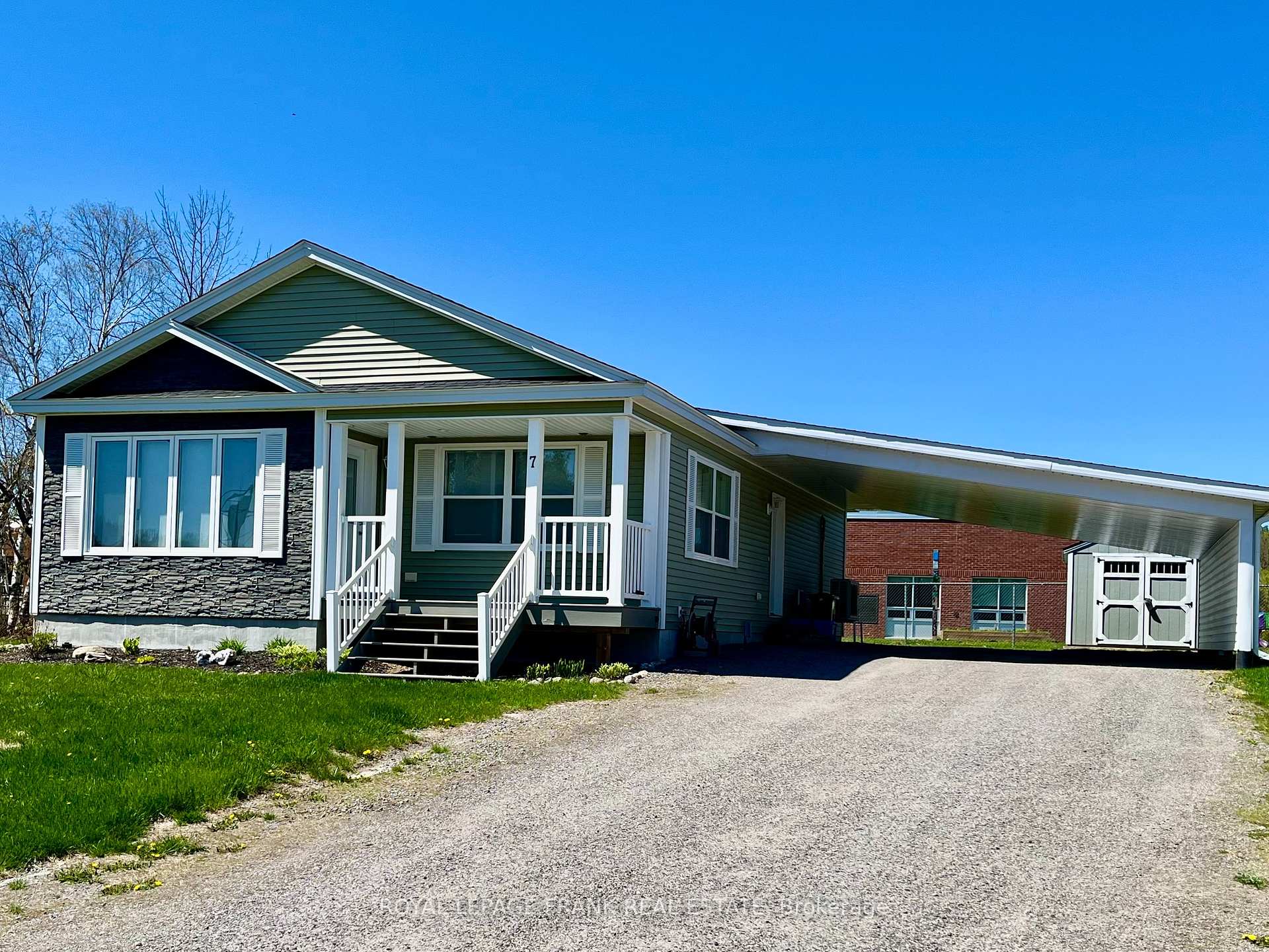 7 Williams Drive, Bancroft, ON K0L 1C0