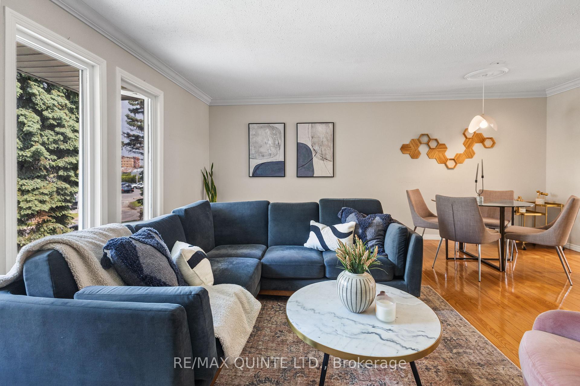 70 - 1 Place D'armes, Kingston, ON K7K 6S4