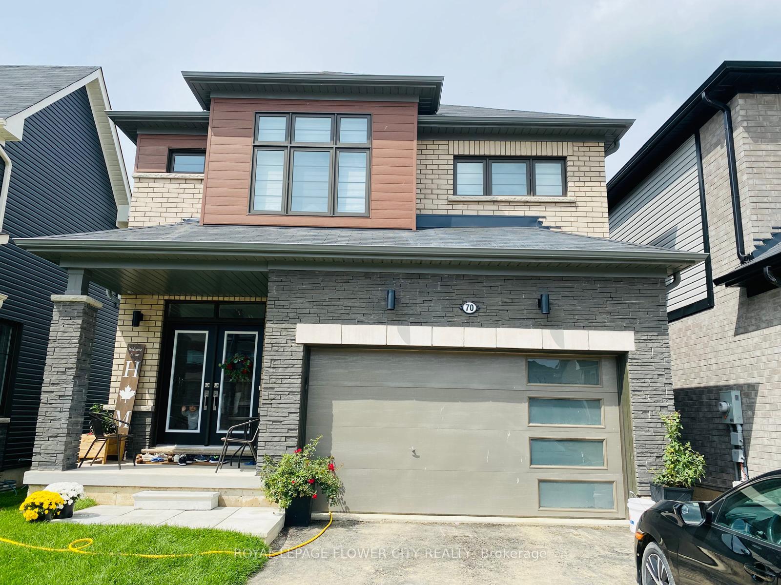 70 Hawick Crescent, Haldimand, ON N3W 0G6