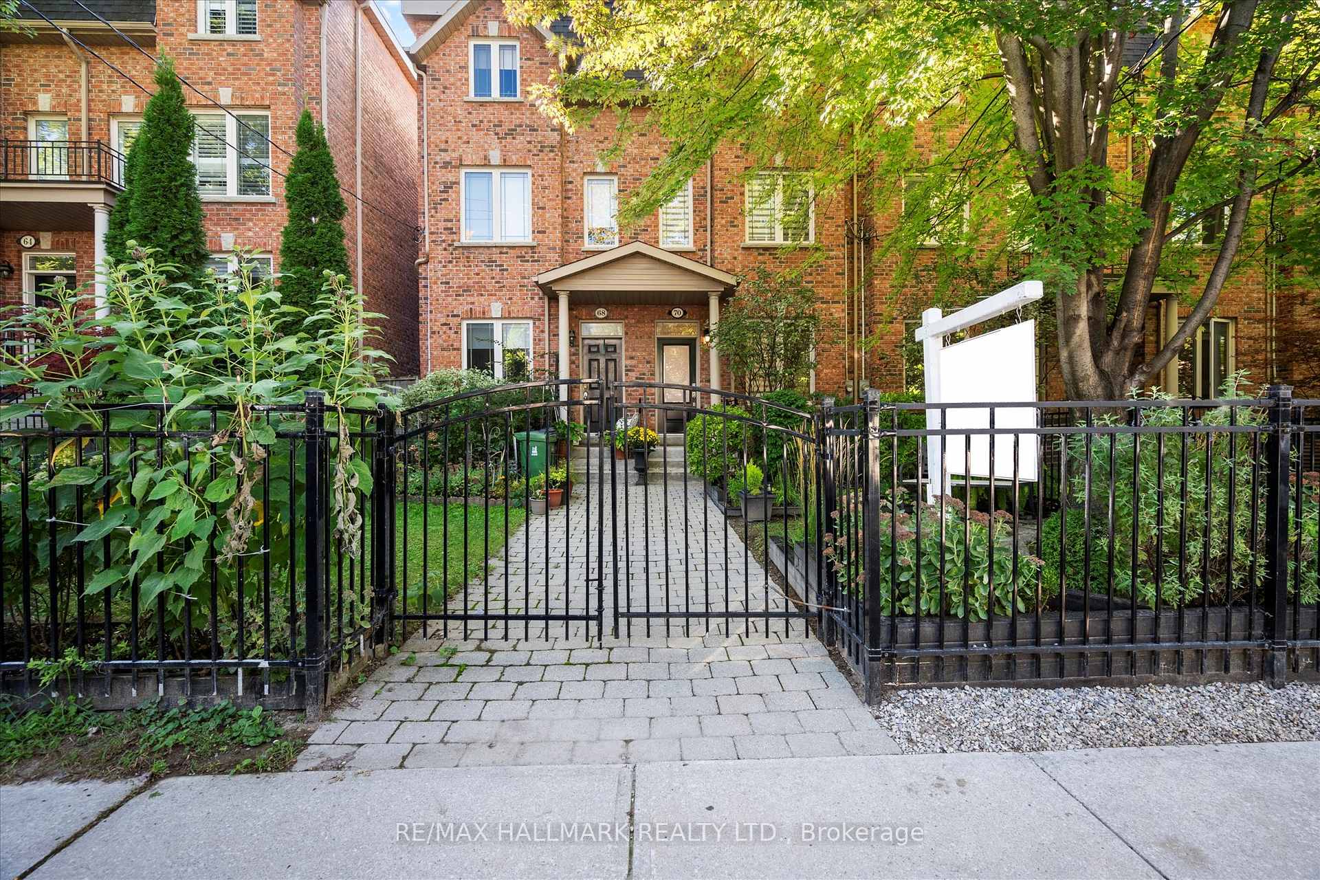 70 Logan Avenue, Toronto, ON M4M 2M8