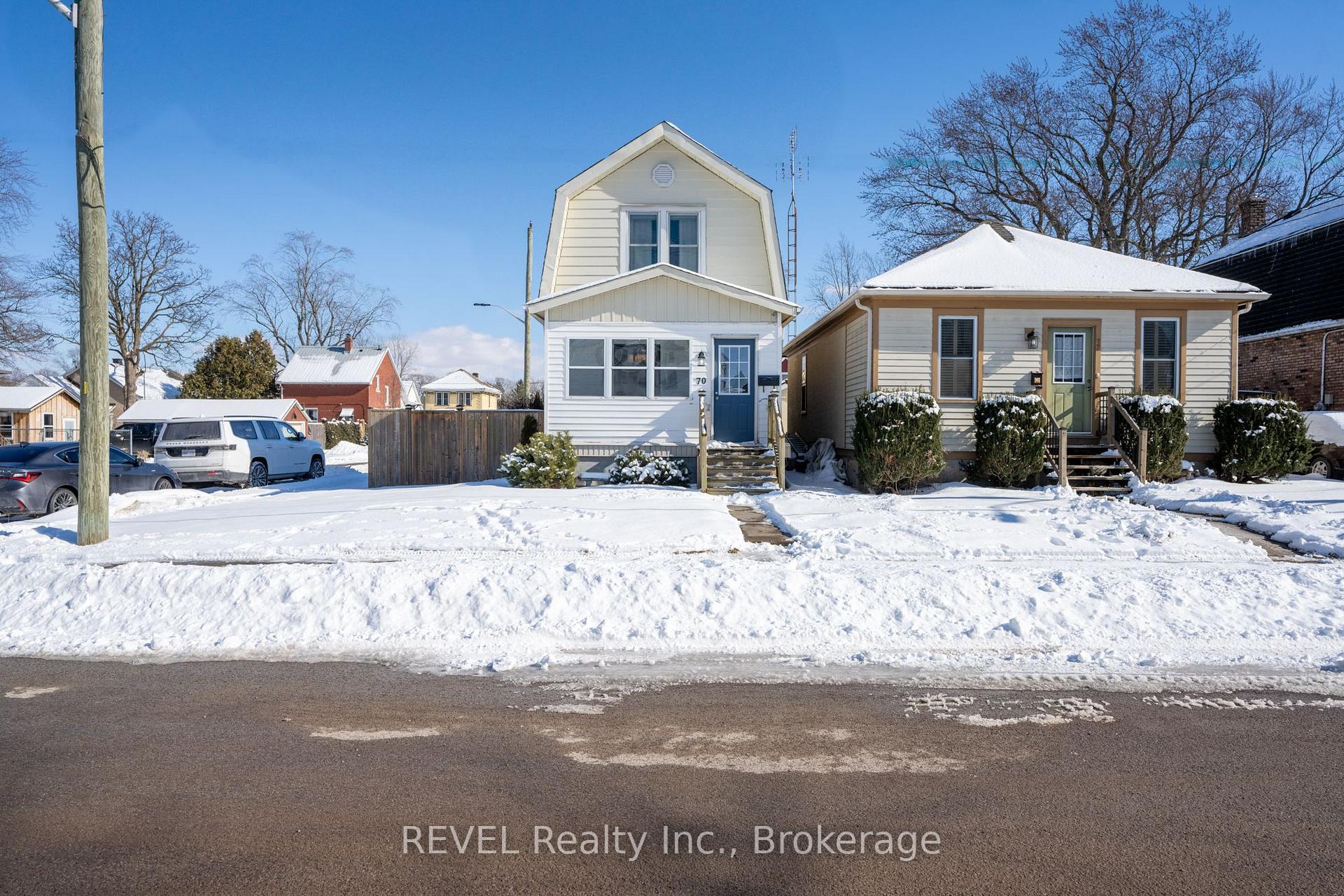 70 Oakland Avenue, Welland, ON L3C 2C1