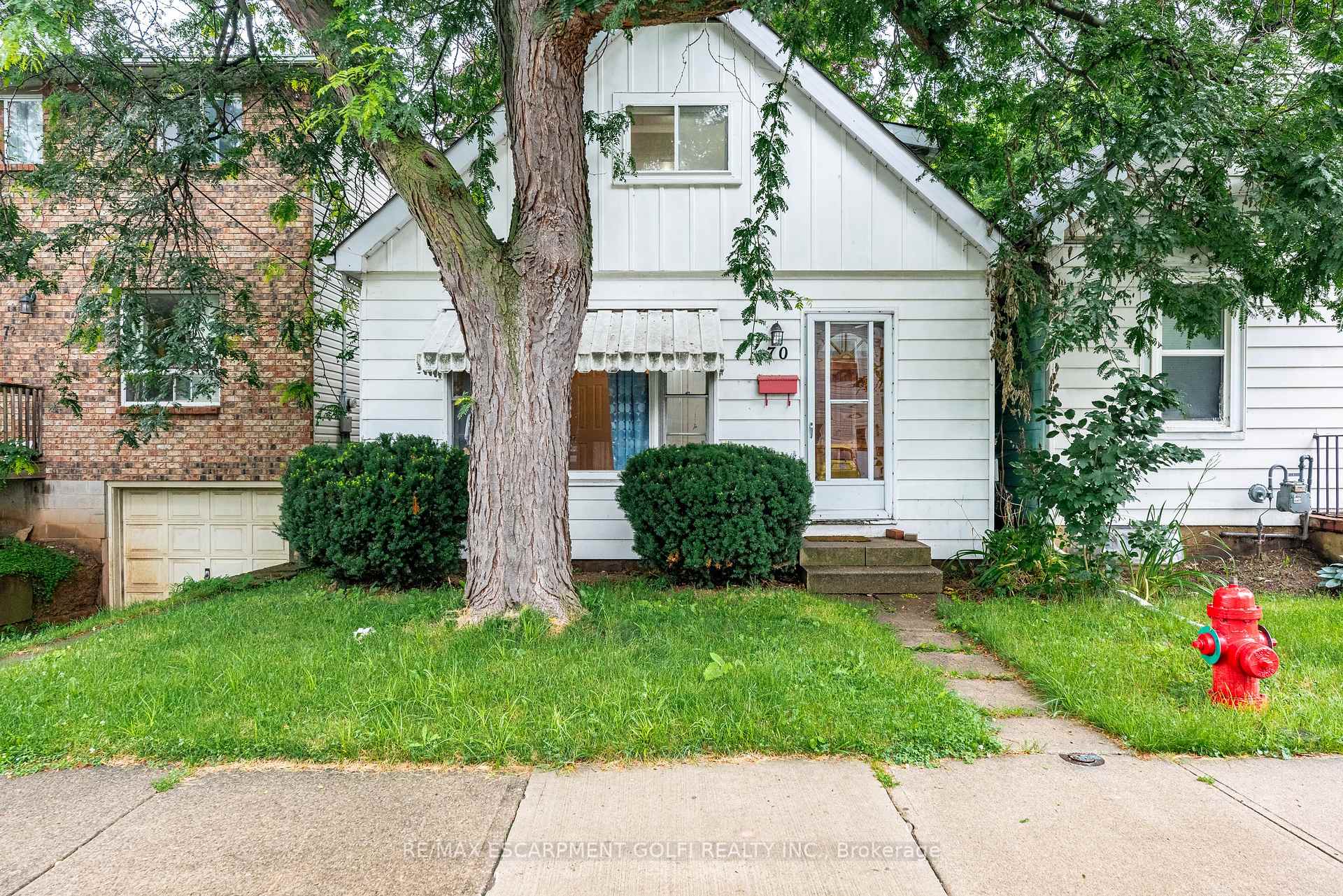 70 Ward Avenue, Hamilton, ON L8S 2E9