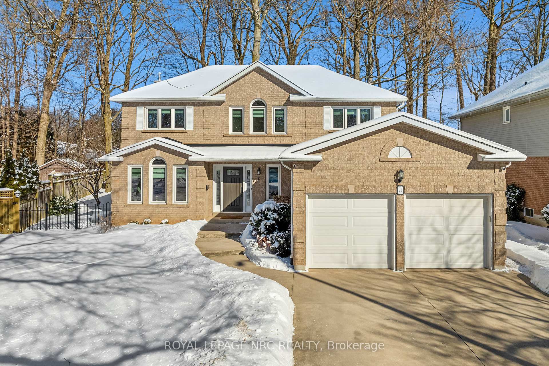70 Woodside Square, Pelham, ON L0S 1E4