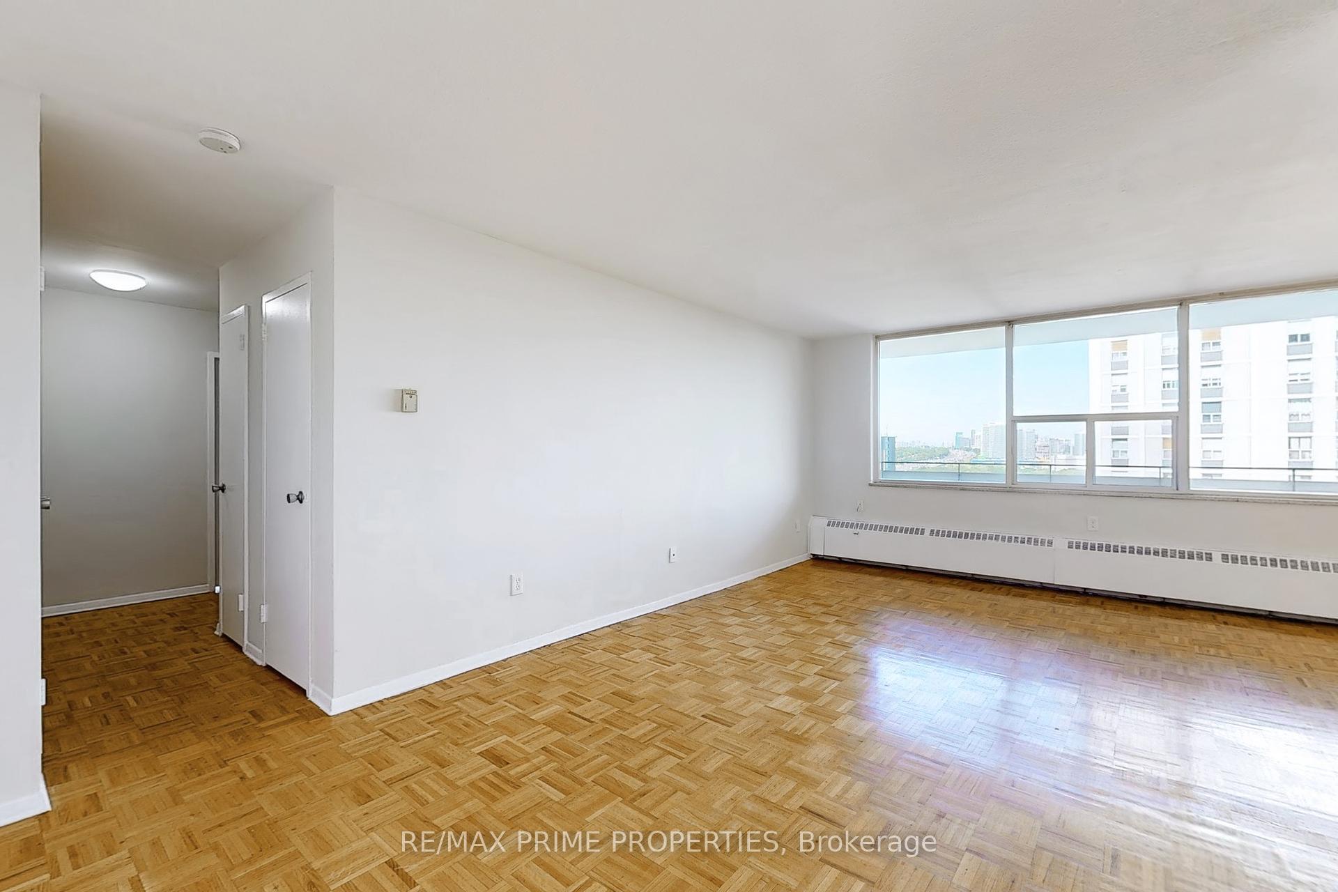 702 - 20 Forest Manor Road, Toronto, ON M2J 1M2