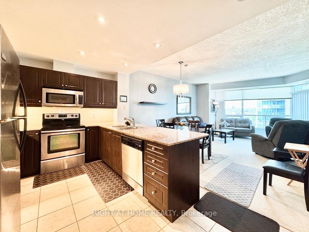 703 - 37 Ellen Street, Barrie, ON L4N 6G2