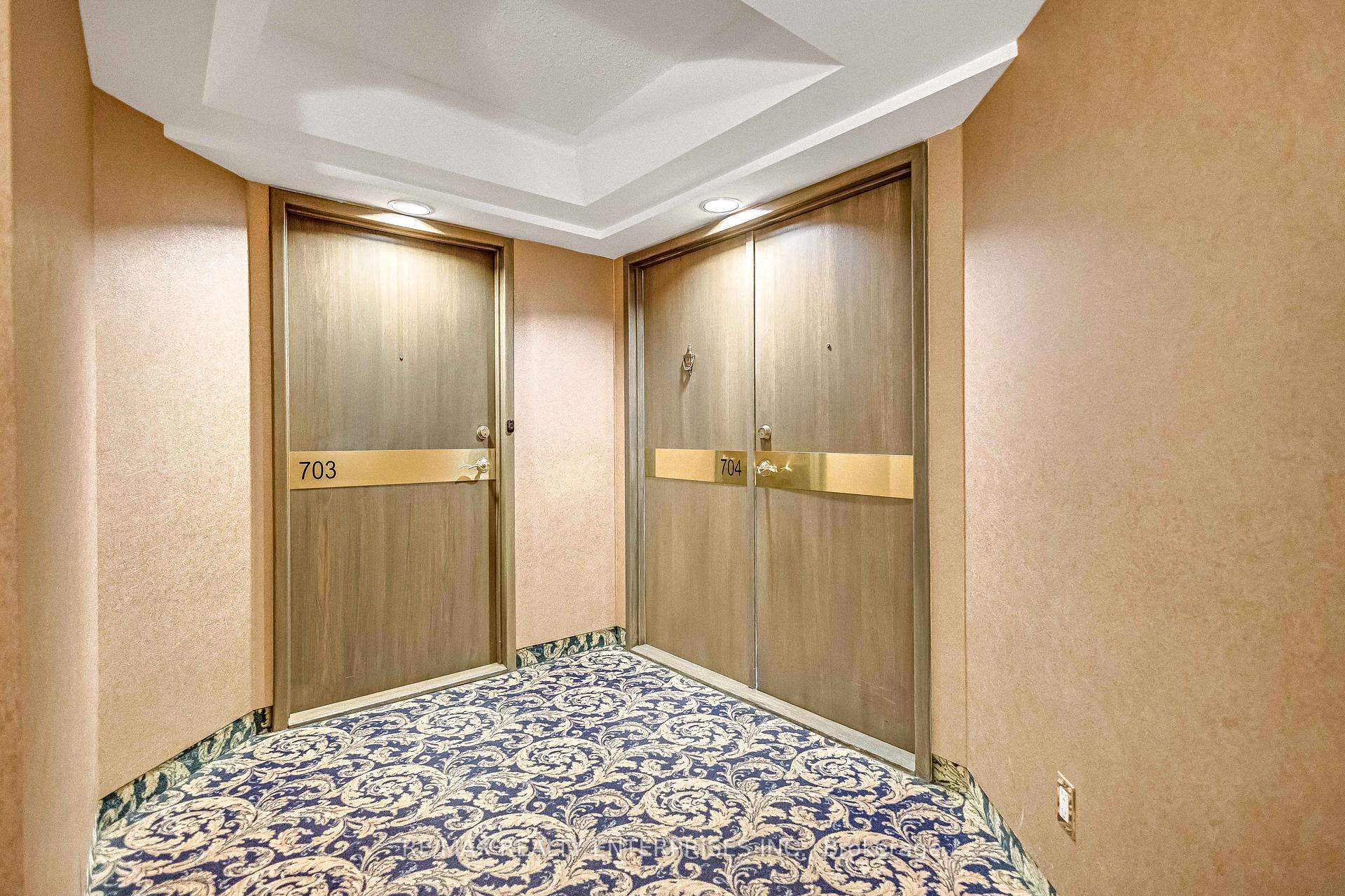 704 - 1800 The College Way, Mississauga, ON L5L 5S4