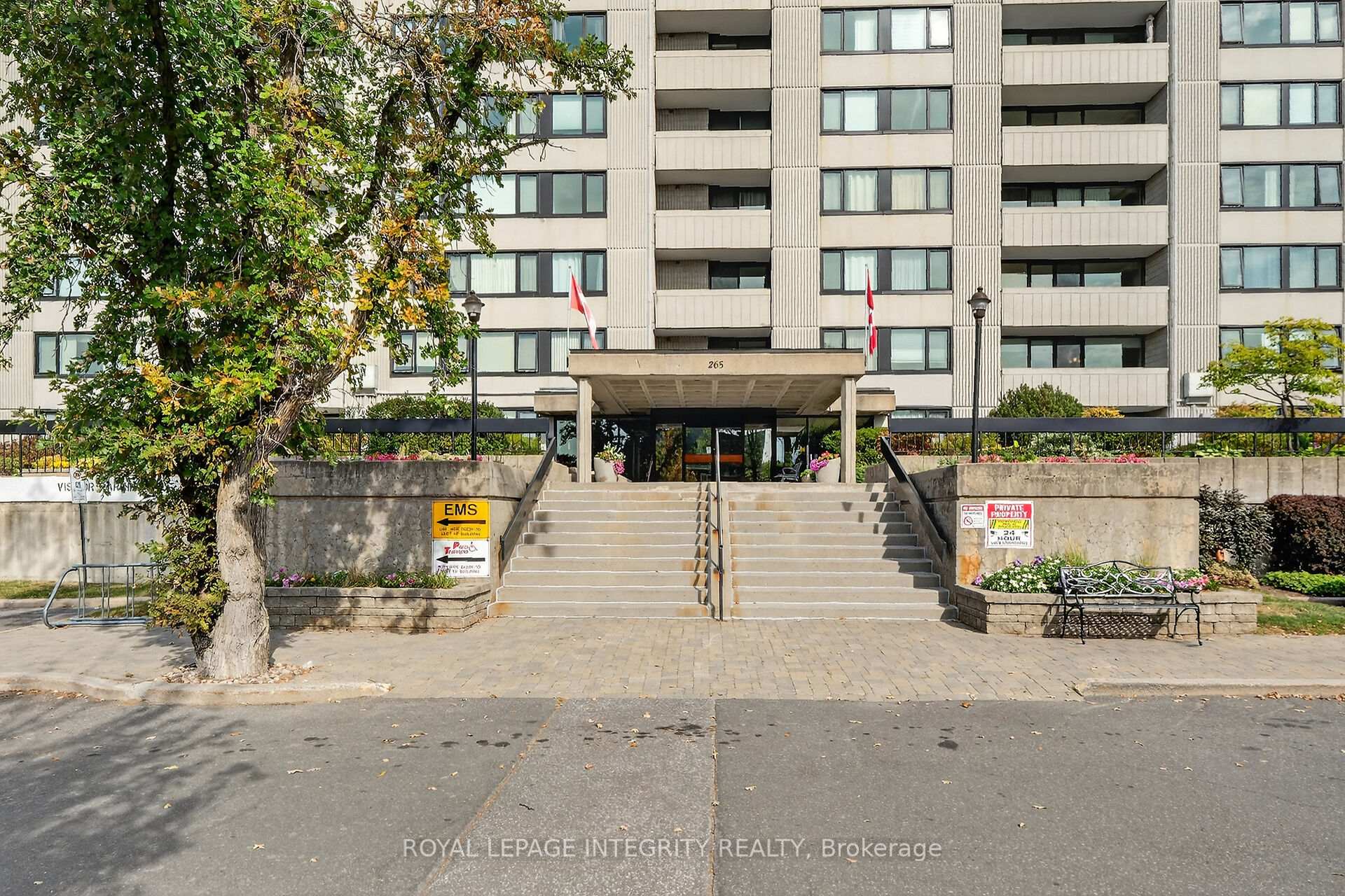 704 - 265 Poulin Avenue, Britannia - Lincoln Heights and Area, ON K2B 7Y8