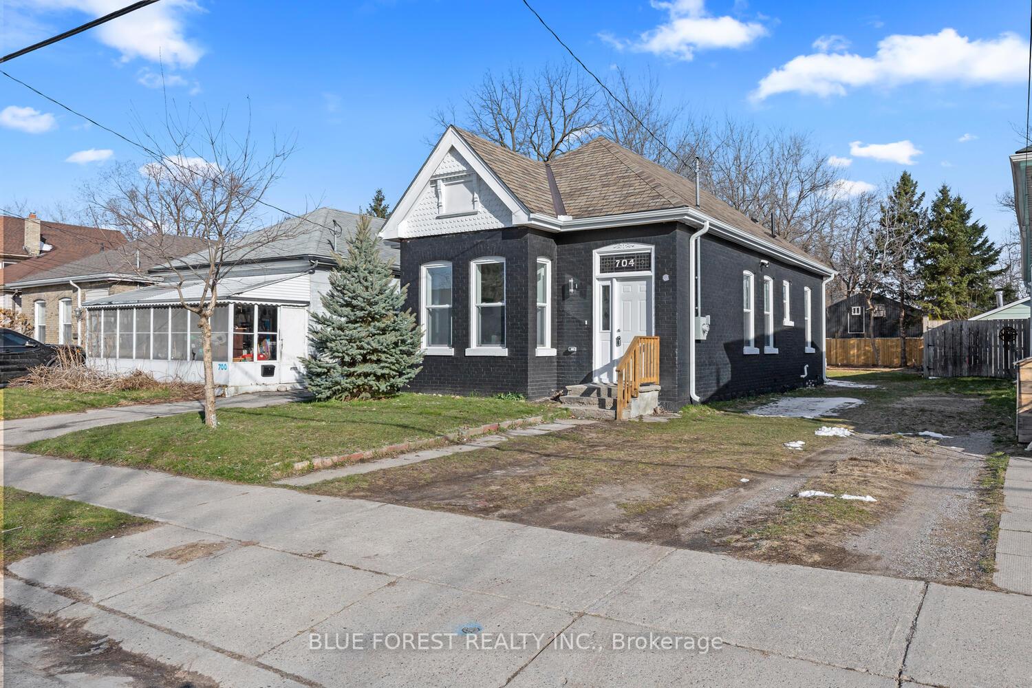 704 Elias Street, London, ON N5W 3N7