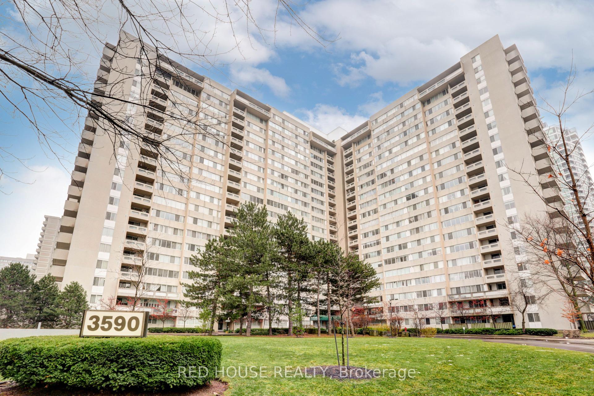 705 - 3590 Kaneff Crescent, Mississauga, ON L5A 3X3