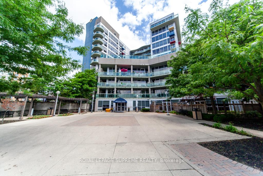 706 - 1600 Keele Street, Toronto, ON M5H 5T5