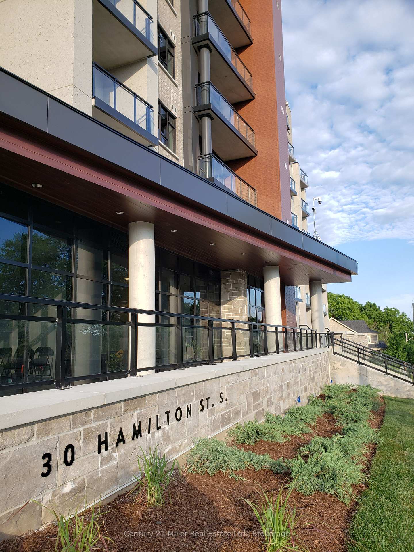 706 - 30 Hamilton Street S, Hamilton, ON L8B 1V8