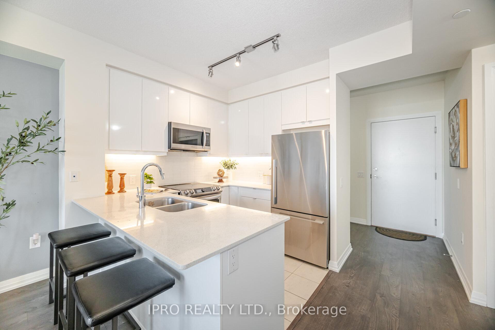 706 - 50 Thomas Riley Road, Toronto, ON M9B 0C5