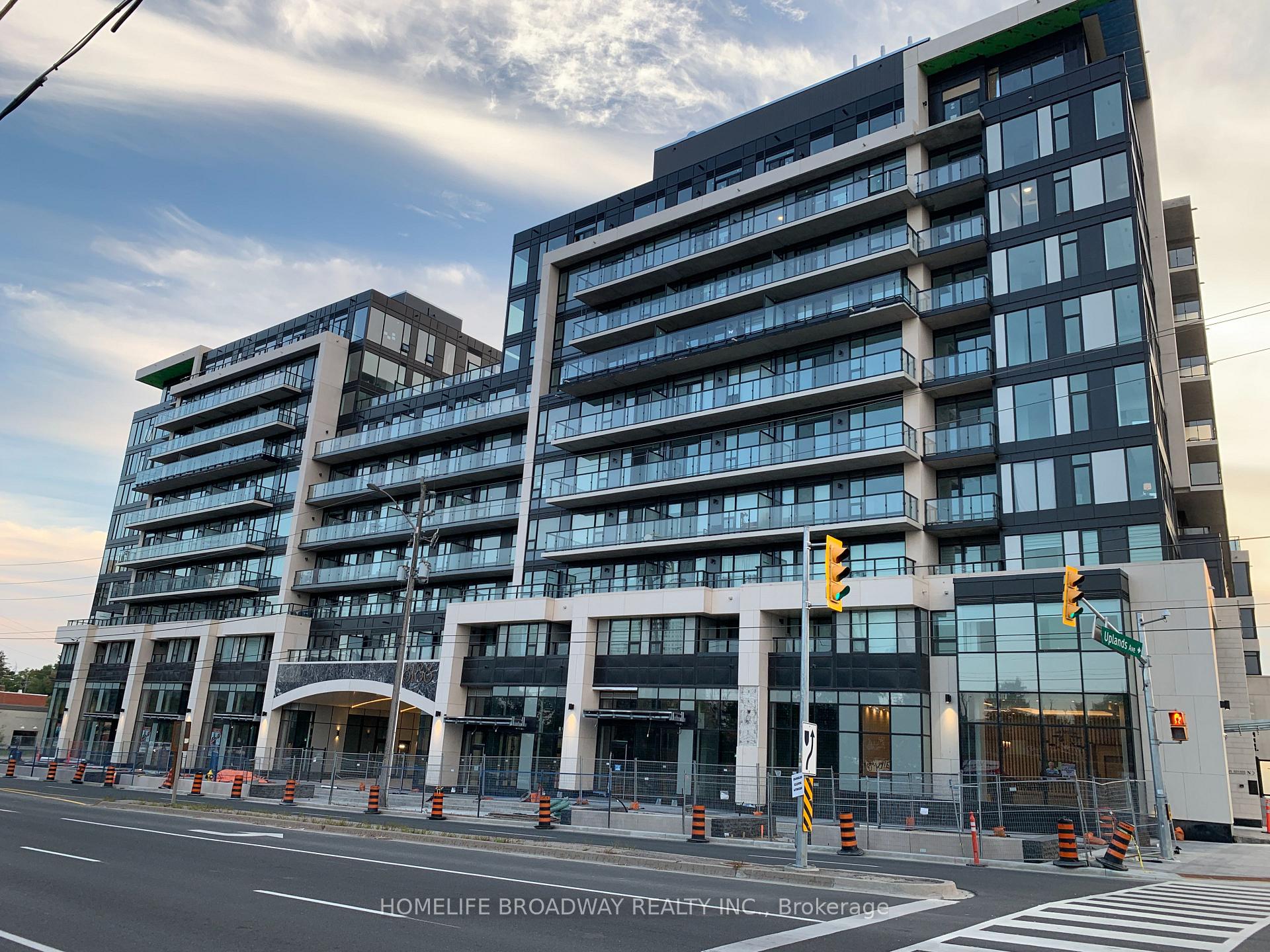 706 - 8188 Yonge Street, Vaughan, ON L4J 0M2