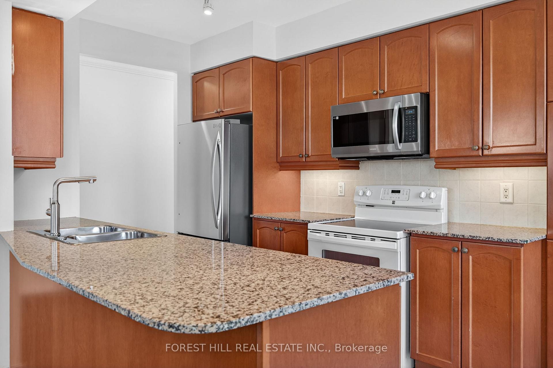 707 - 100 Promenade Circle, Vaughan, ON L4J 7W7