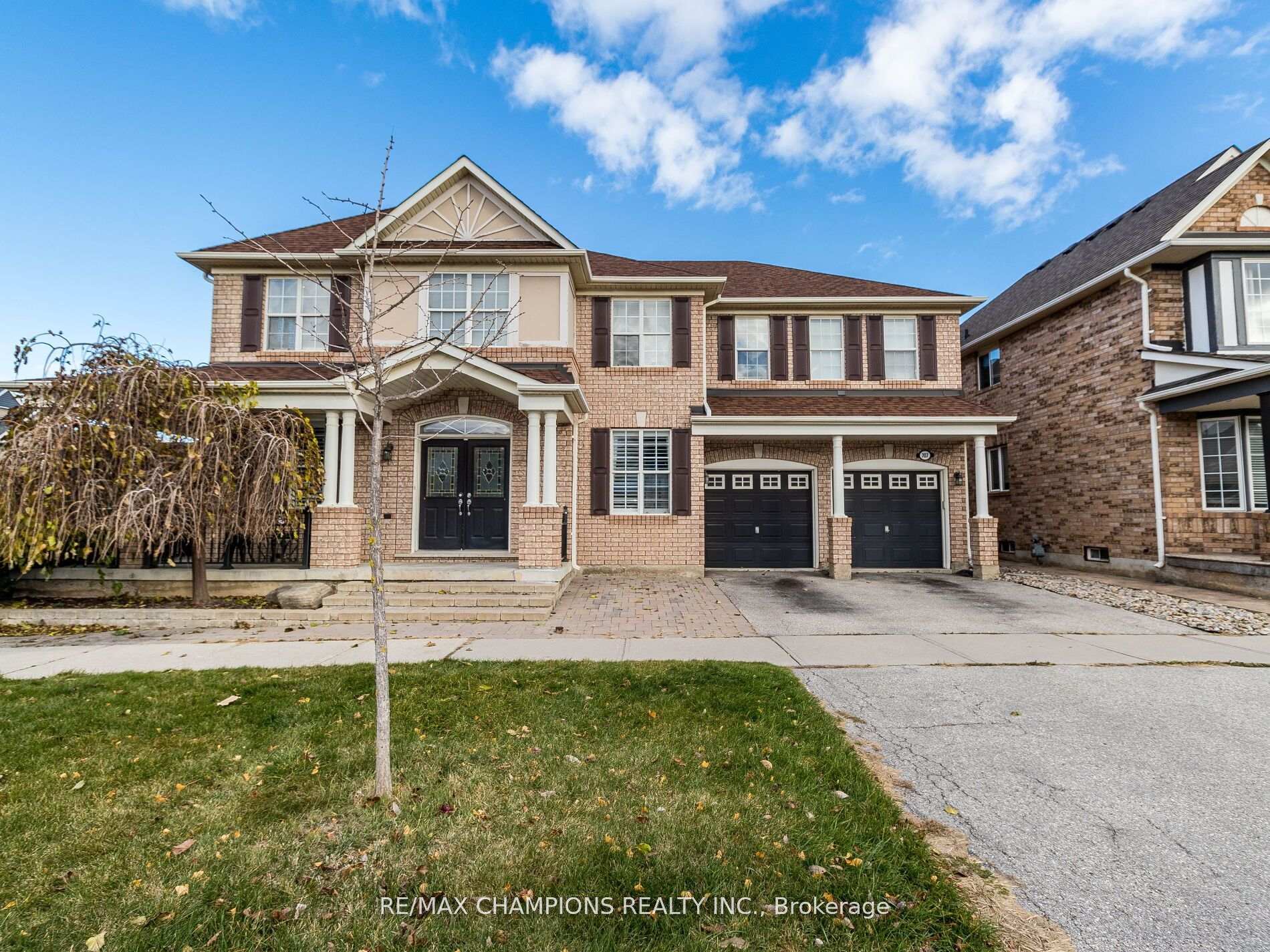 707 Trudeau Drive, Milton, ON L9T 5L4