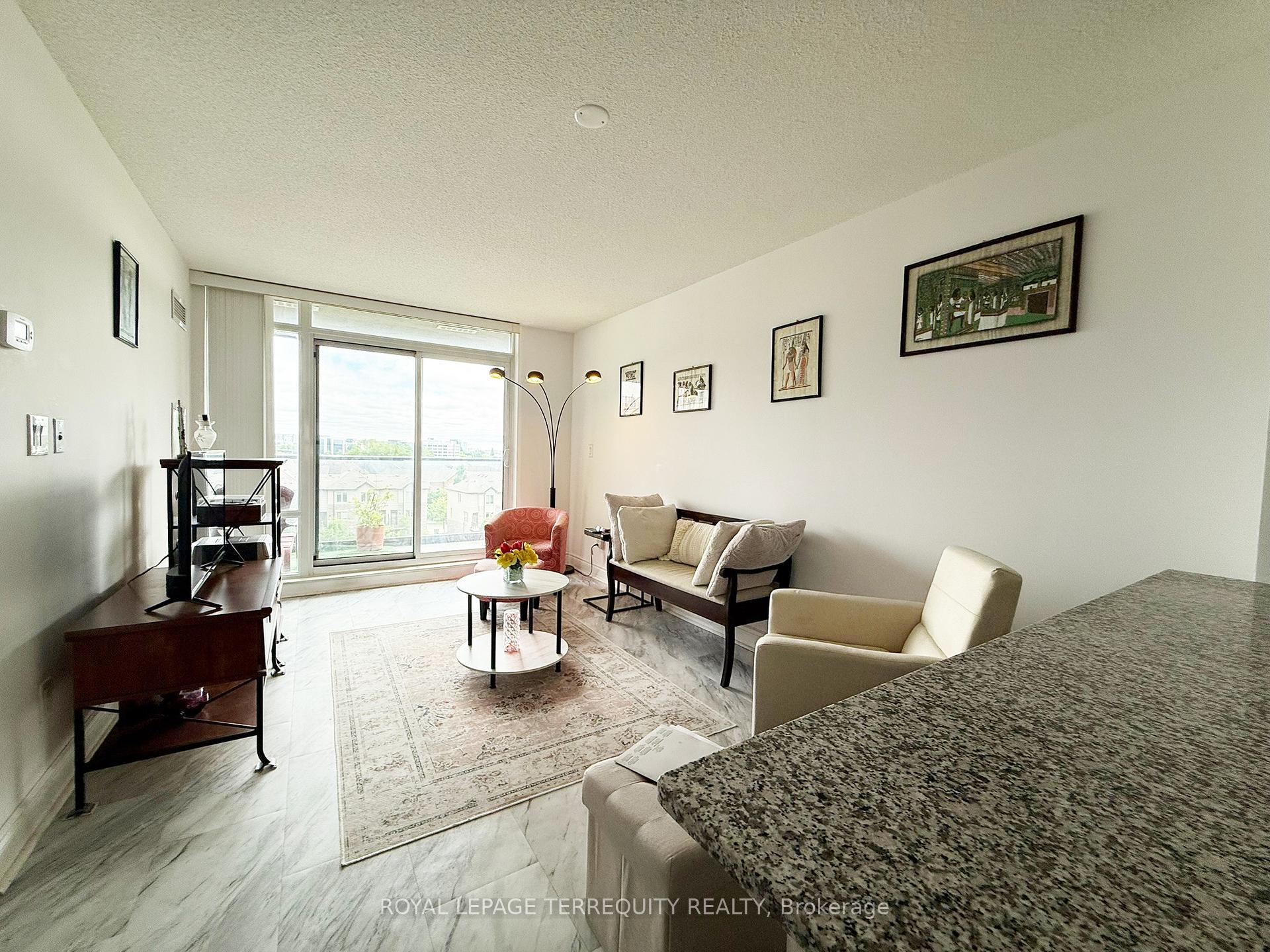 709 - 253 South Park Road, Markham, ON L3T 0B4