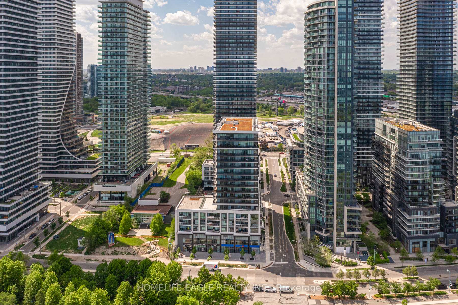 709 - 65 Annie Craig Drive, Toronto, ON M8V 0G3