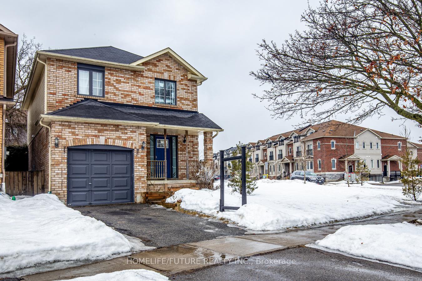 71 Crawforth Street, Whitby, ON L1N 9K9