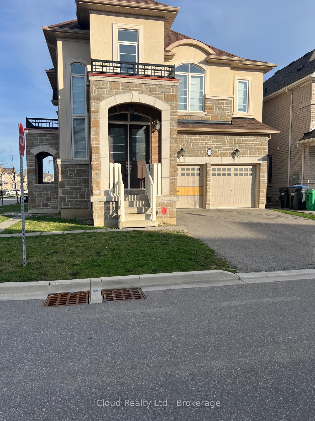 71 Ivor Crescent, Brampton, ON L7A 4L6