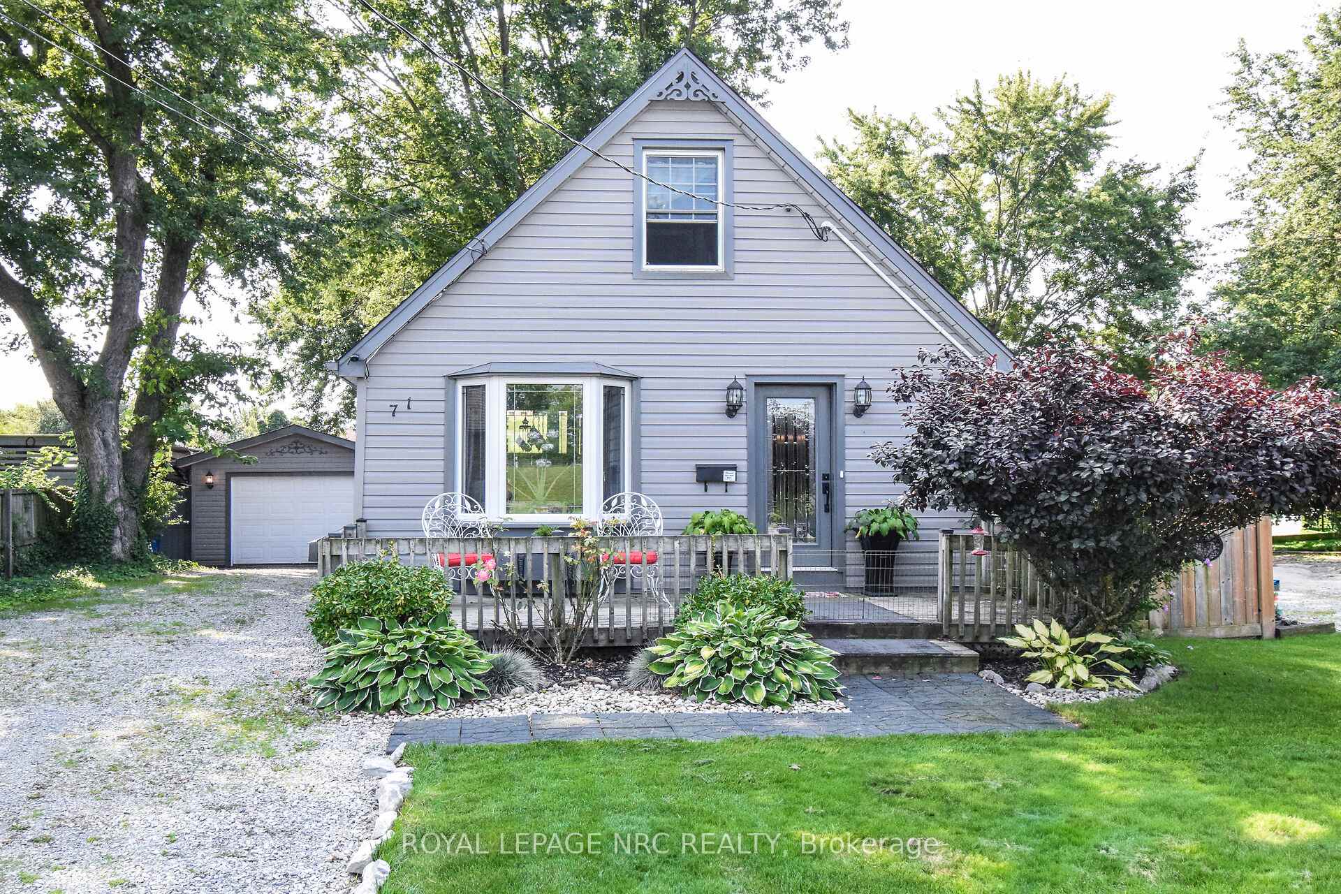 71 Quaker Road, Welland, ON L3C 7H3