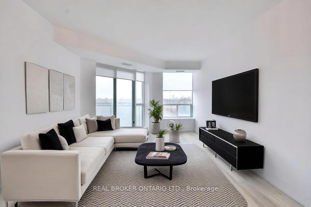 710 - 190 Manitoba Street, Toronto, ON M8Y 3Y8