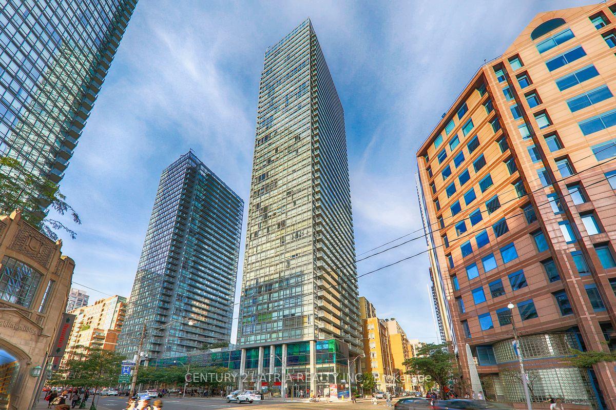 710 - 37 Grosvenor Street, Toronto, ON M4Y 3G5