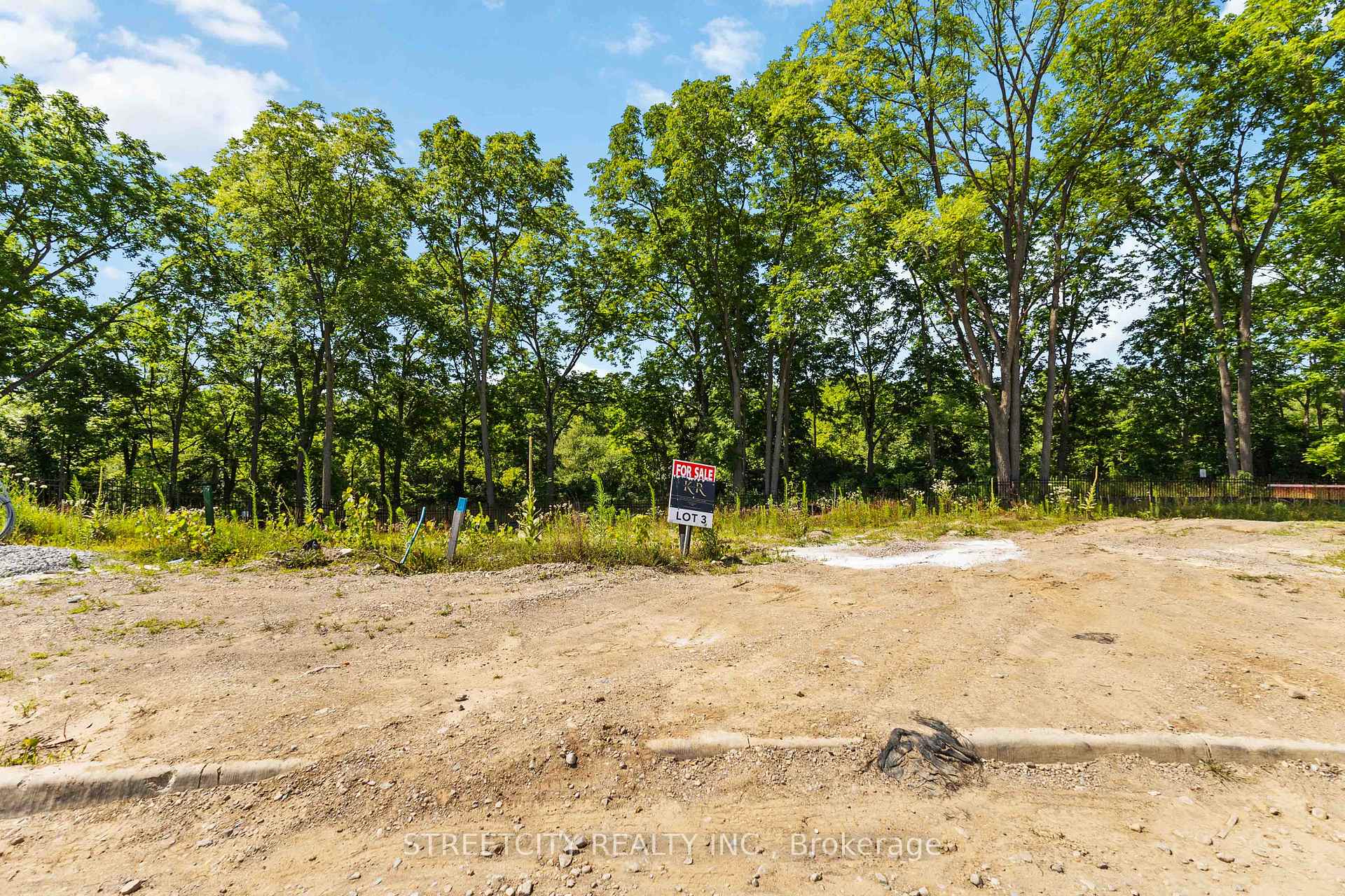 3 - 7100 Kilbourne Road, London South, ON N6P 1K7