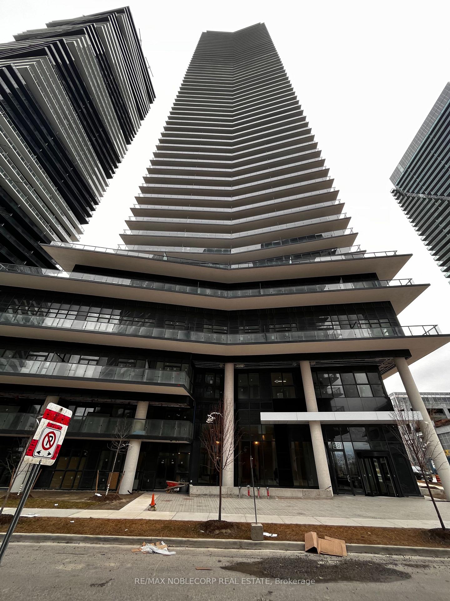711 - 38 Annie Craig Drive, Toronto, ON M8V 0G9