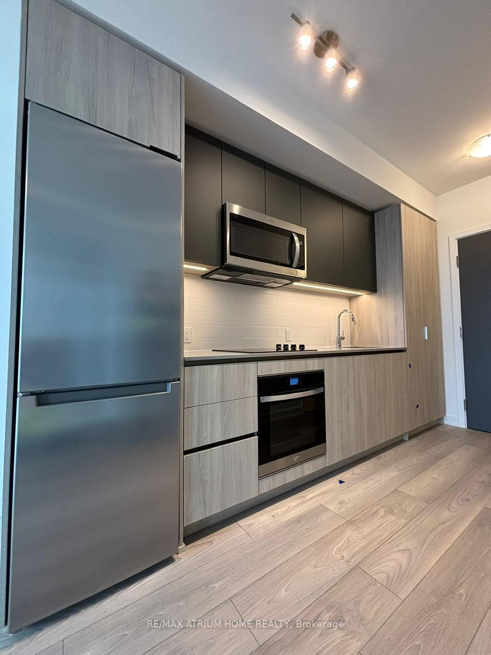 711 - 5858 Yonge Street, Toronto, ON M2M 3T3