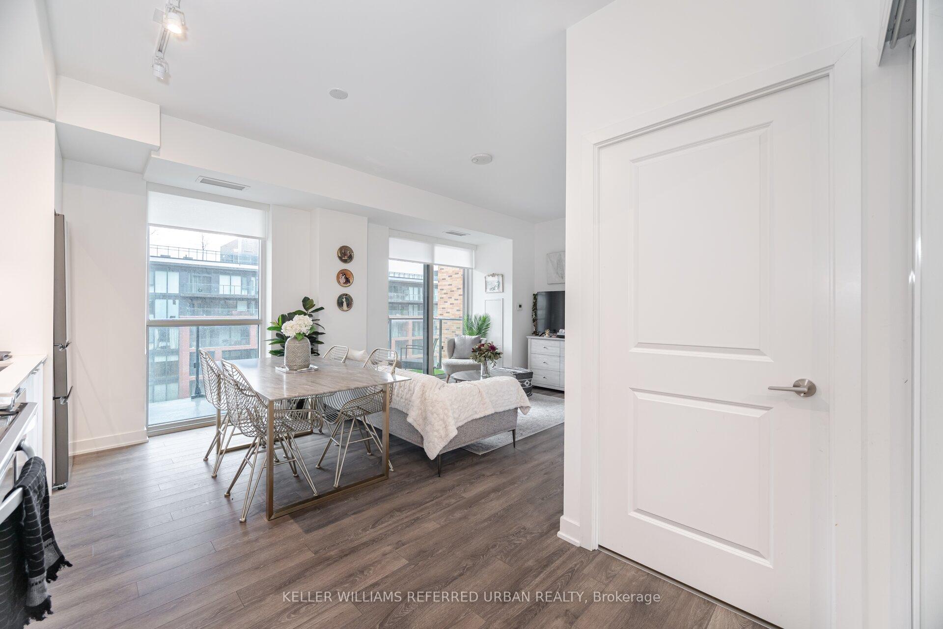 712 - 100 Eagle Rock Way, Vaughan, ON L6A 5B9