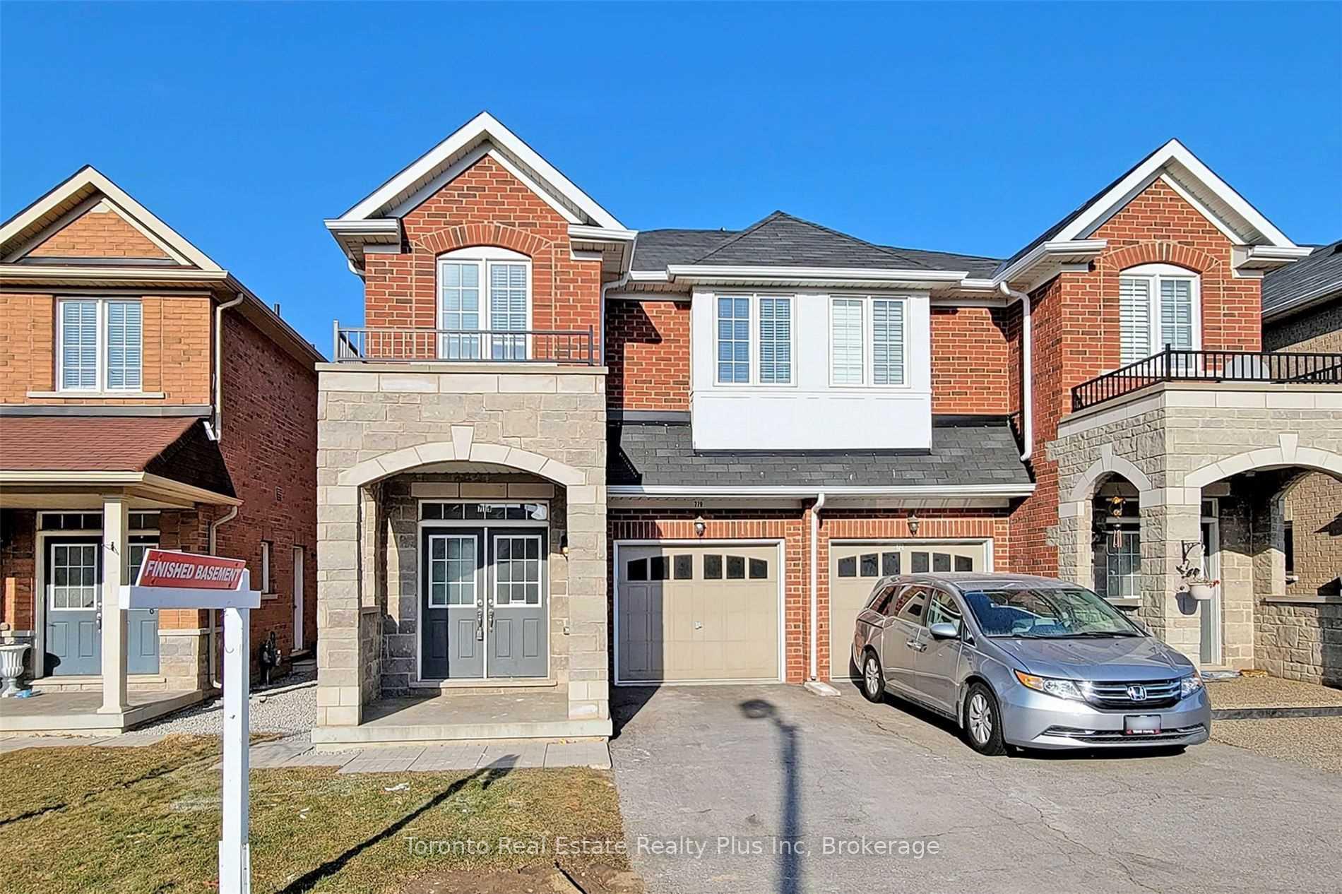 719 Agnew Crescent, Milton, ON L9T 7C7