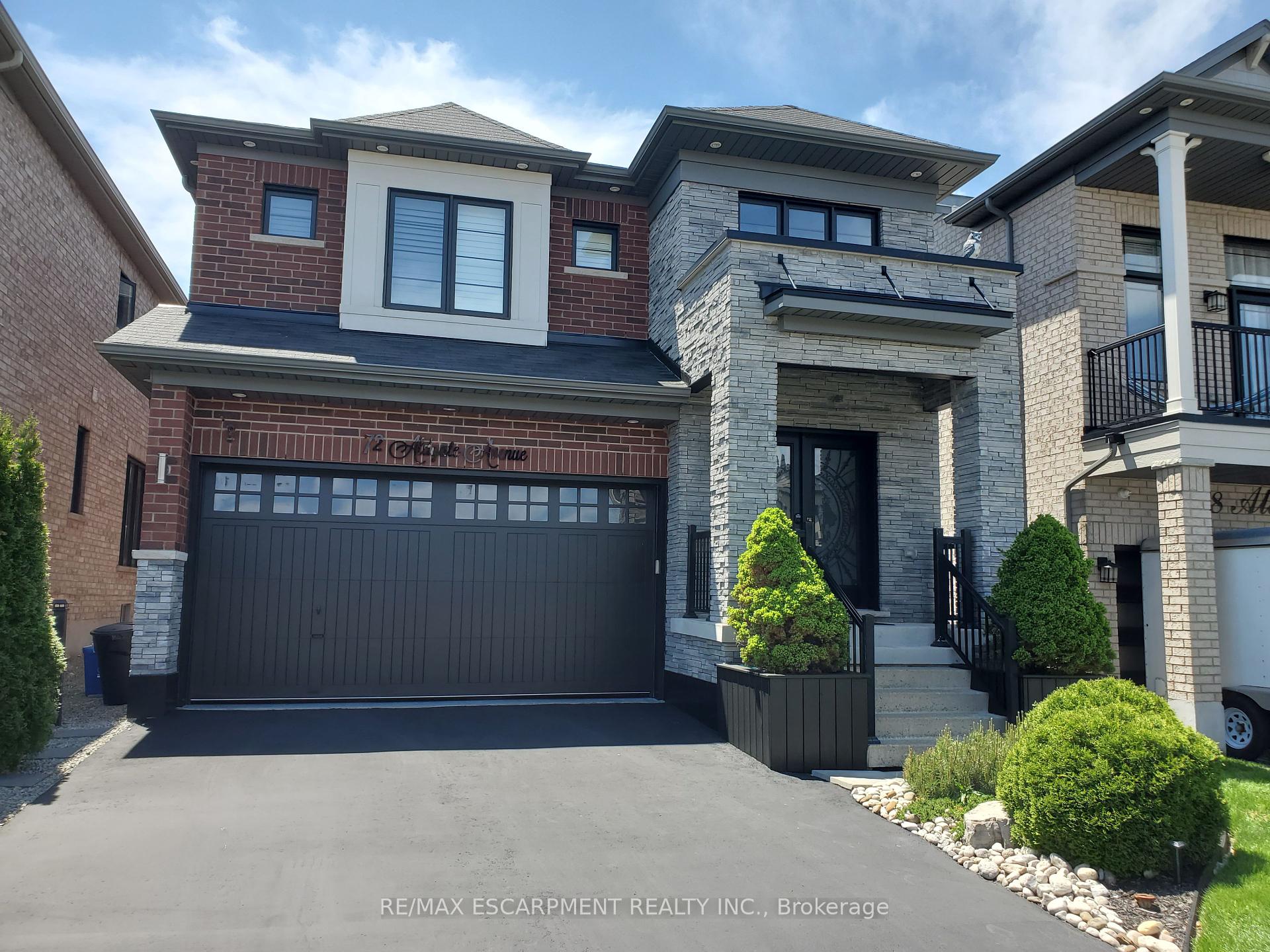 72 Aldgate Avenue, Hamilton, ON L8J 0J1