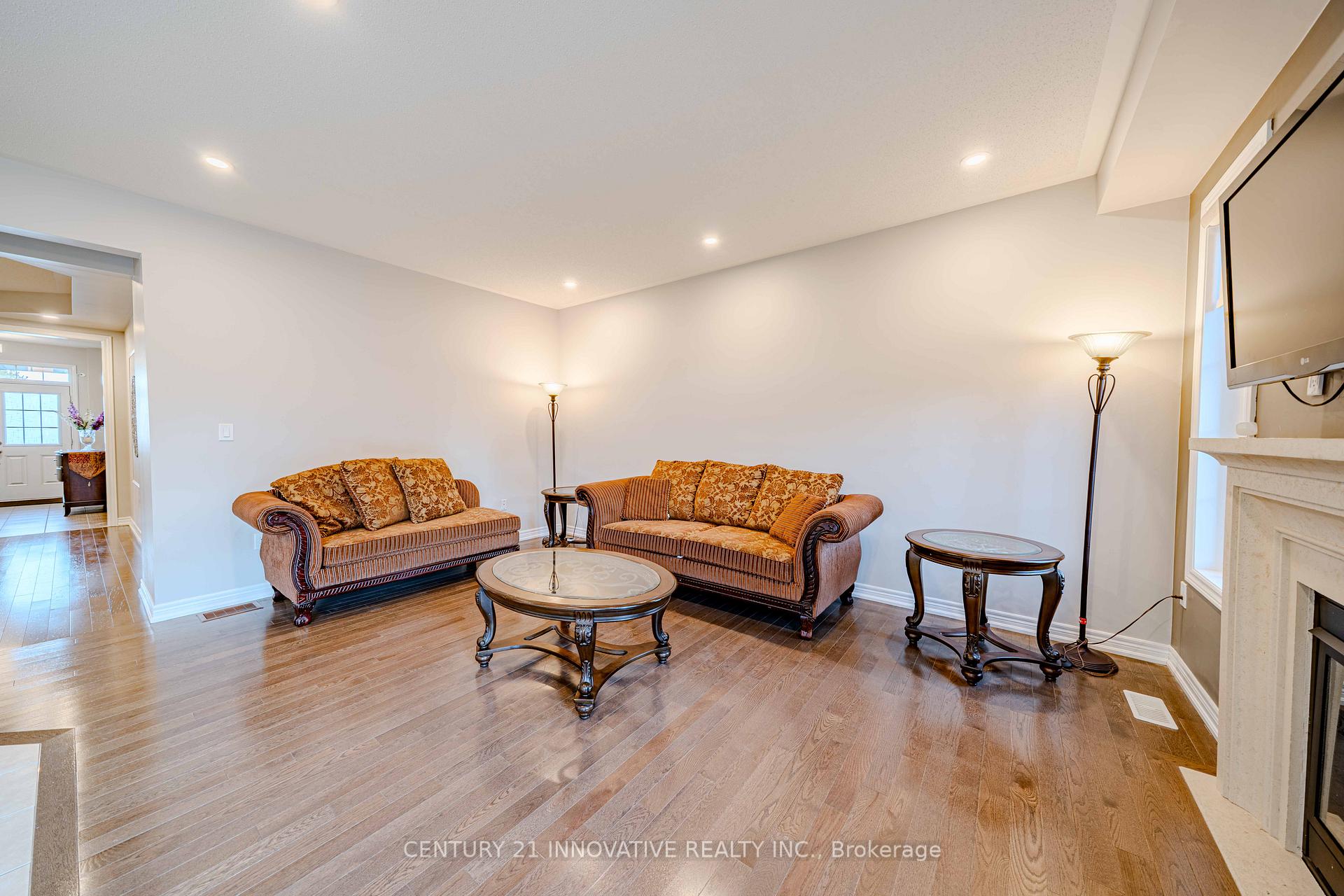 72 Killington Avenue, Vaughan, ON L4H 3Z4