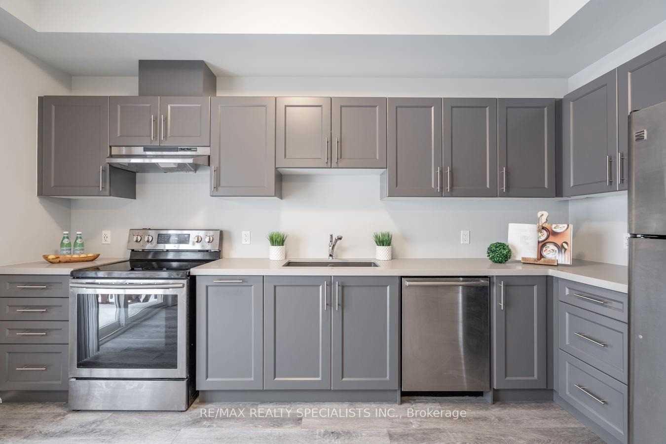 72 Laguna Village Crescent, Hamilton, ON L0R 1P0