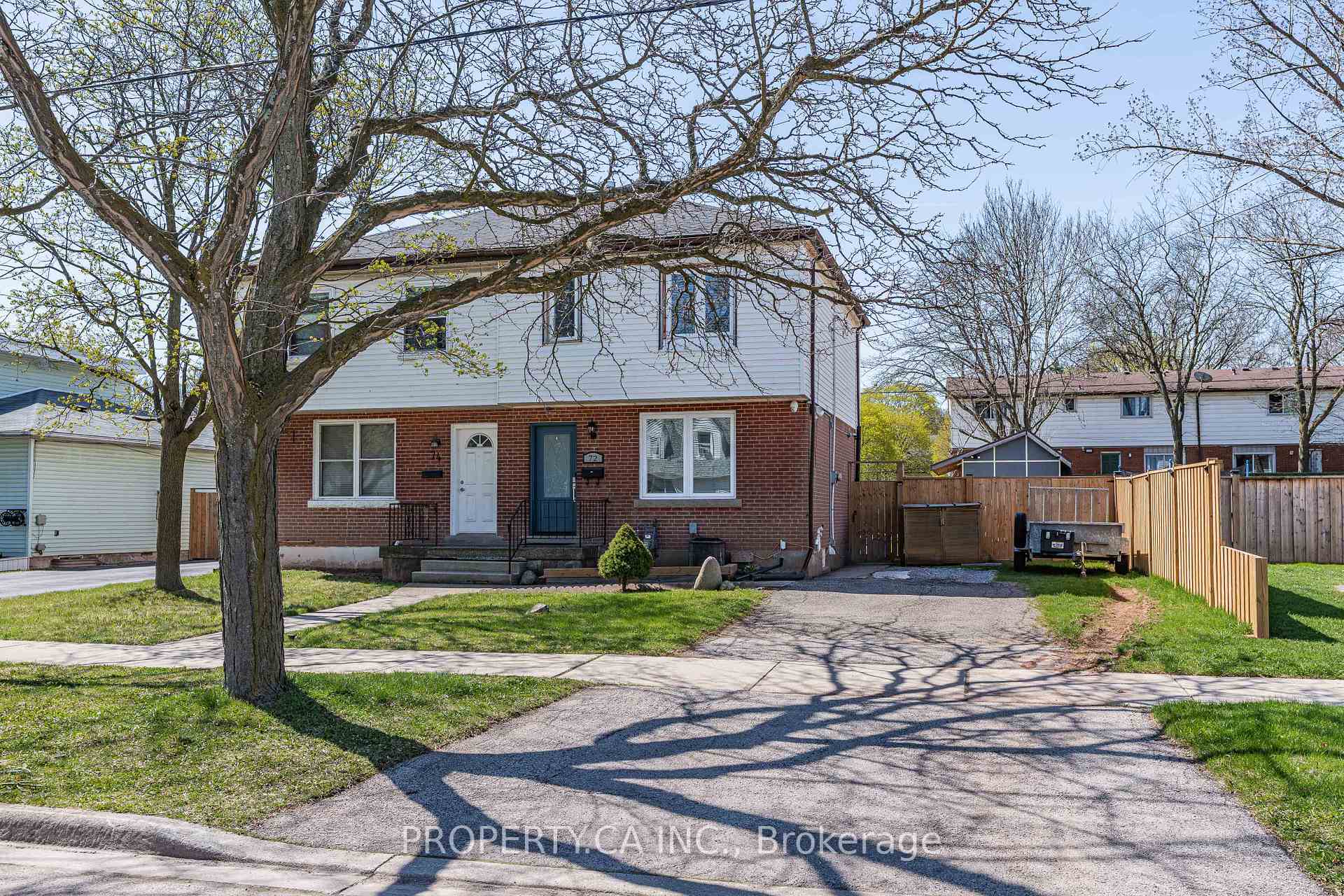 72 Martha Street, Hamilton, ON L8H 2B7
