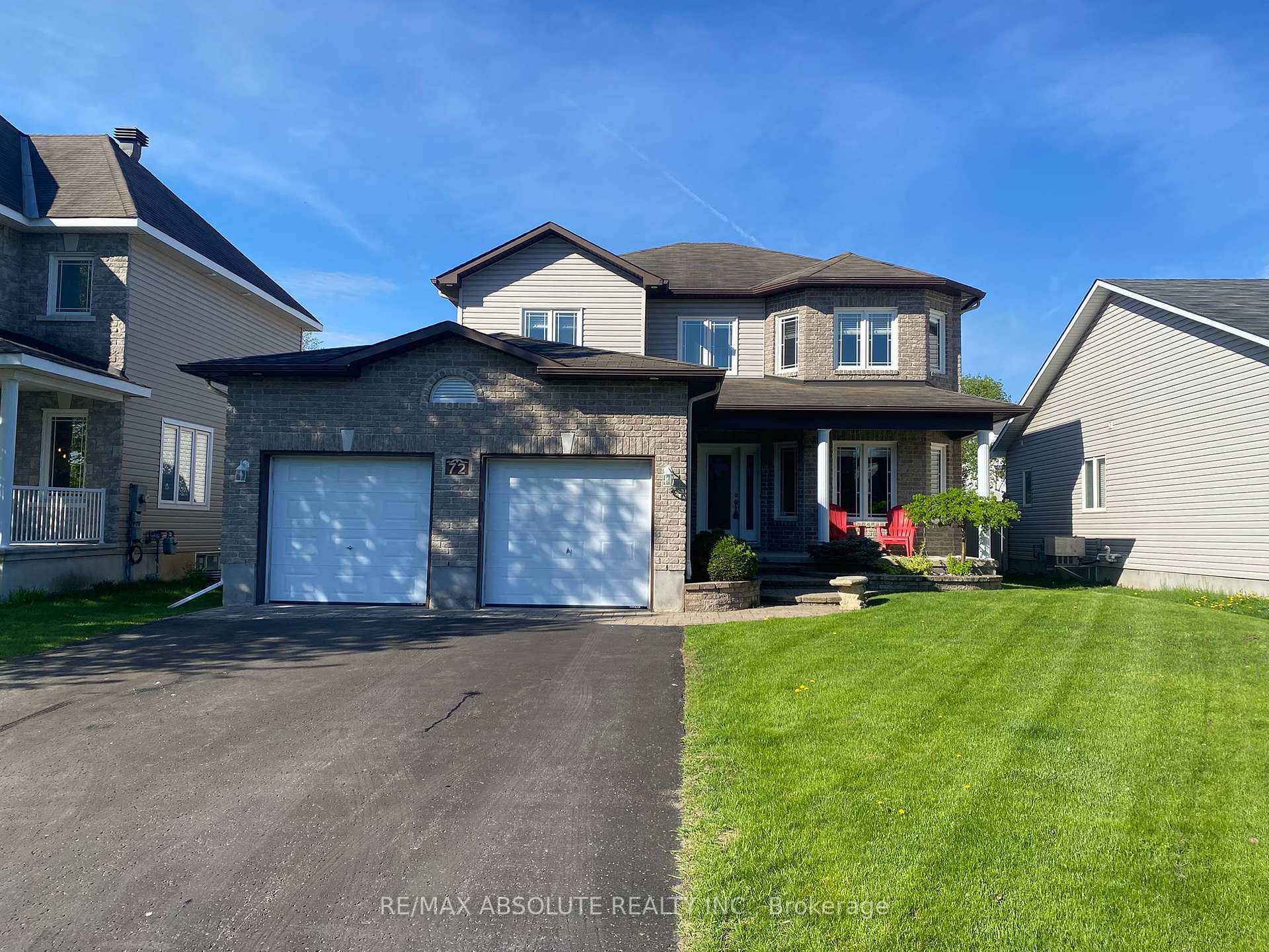 72 Radisson Drive, Russell, ON K0A 1W0