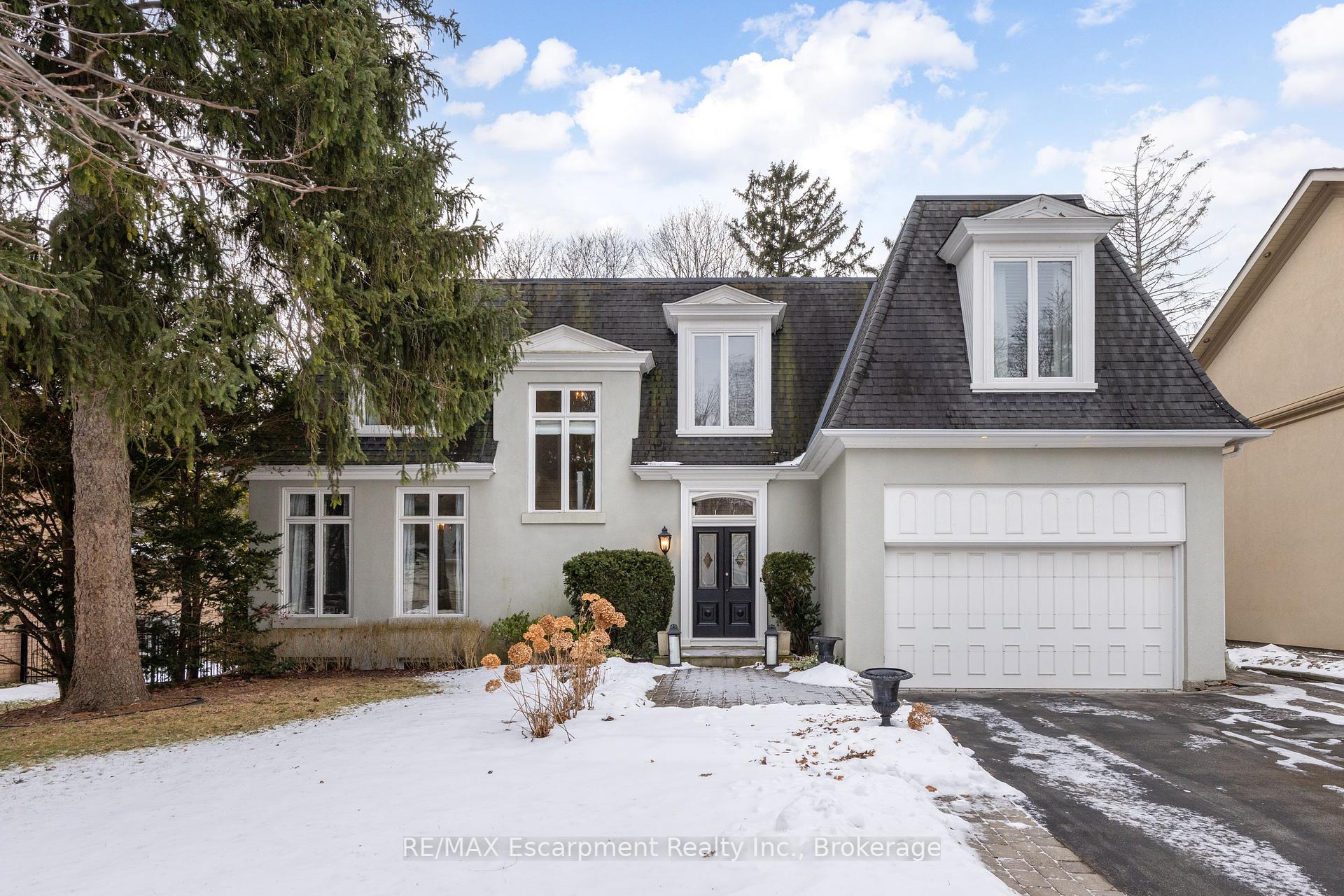 72 Raymar Place, Oakville, ON L6J 6M1