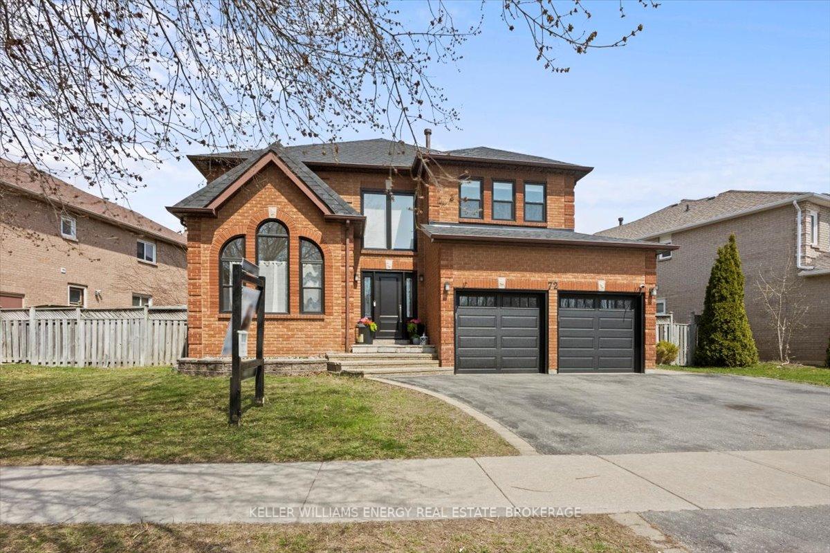 72 Willowbrook Drive, Whitby, ON L1R 2A8