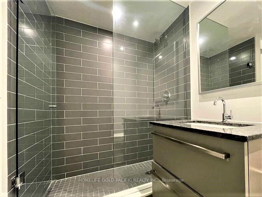 720 - 120 Varna Drive, Toronto, ON M6A 0B3