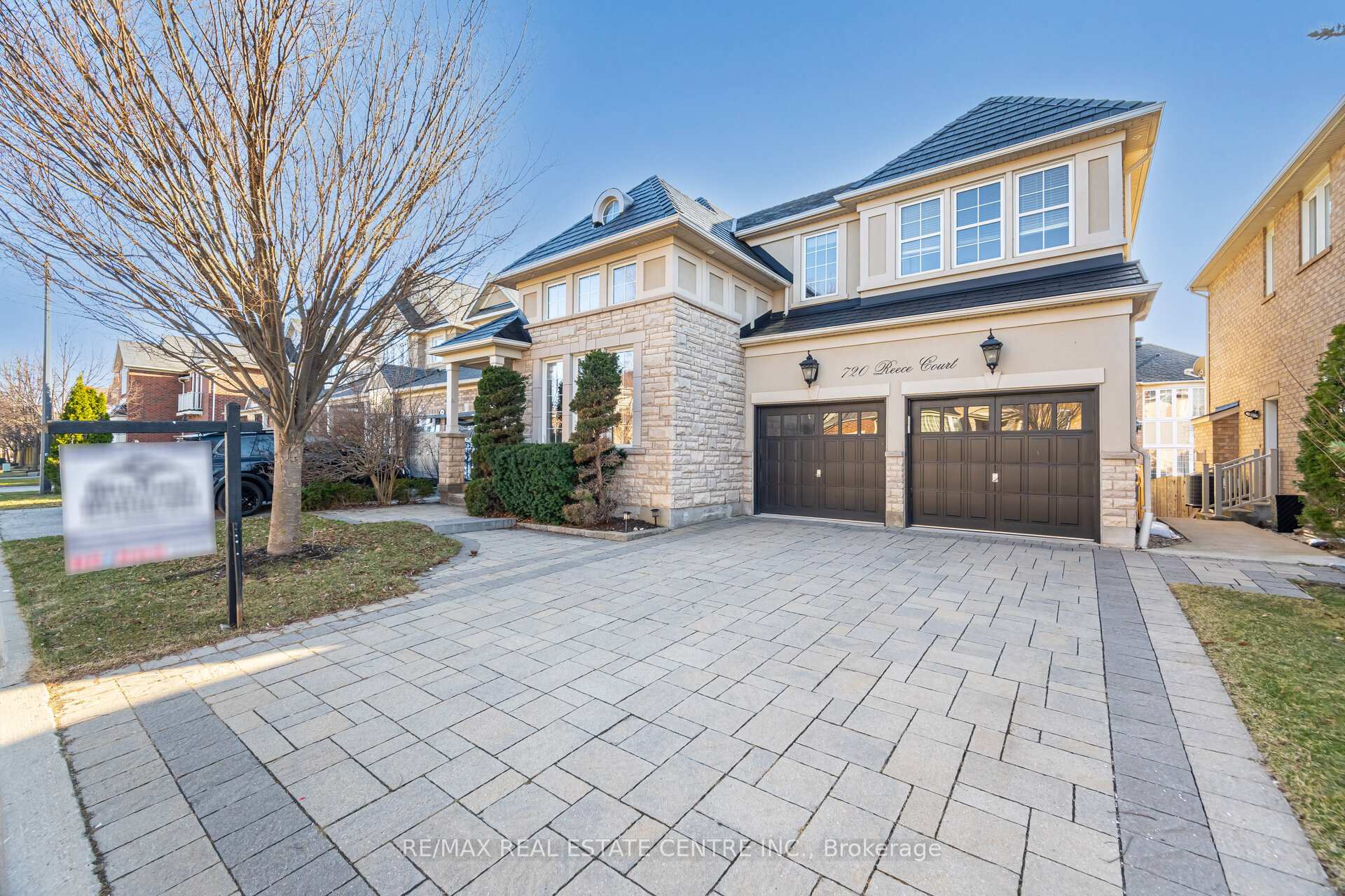 720 Reece Court, Milton, ON L9T 0X4