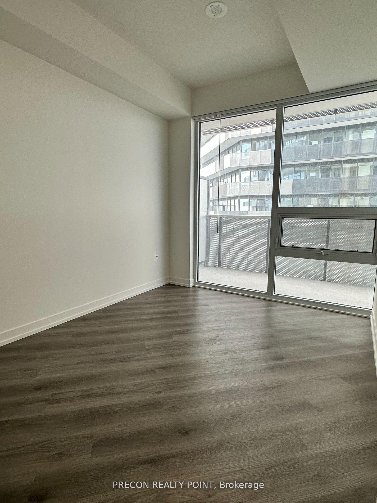 7212 - 138 Downes Street, Toronto, ON M5E 0E4