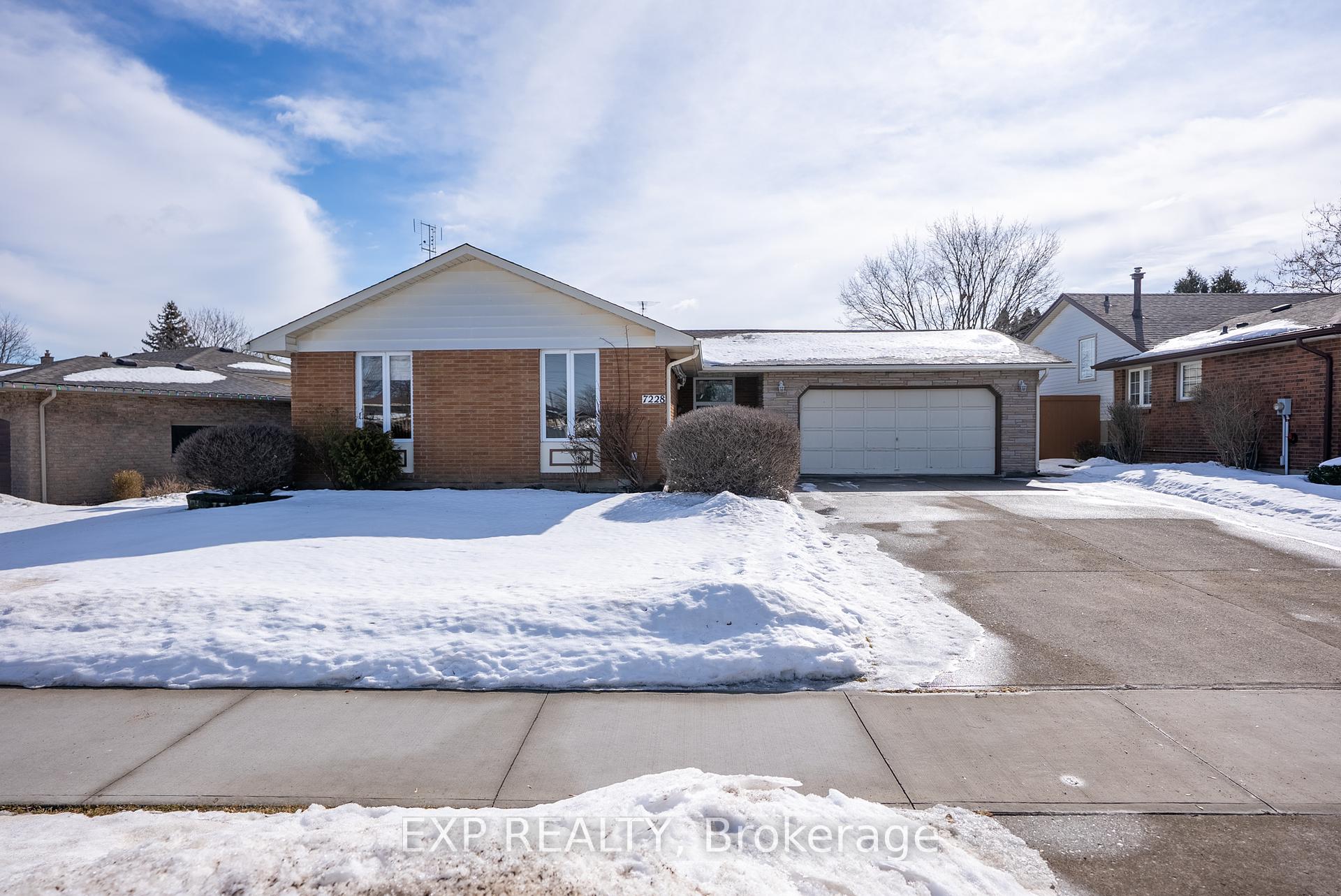 7228 Casey Street, Niagara Falls, ON L2J 3R2