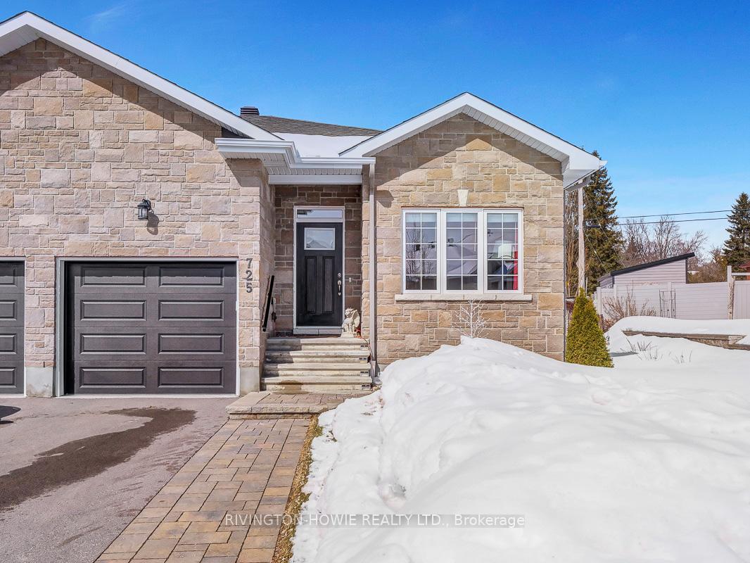 725 Meadowridge Circle, Carp - Huntley Ward, ON K0A 1L0