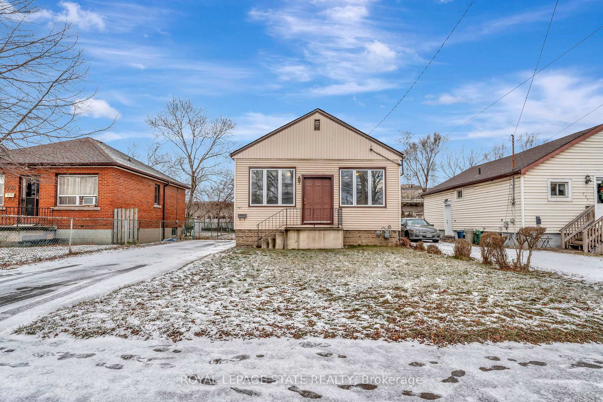 727 Brighton Avenue, Hamilton, ON L8H 6H5