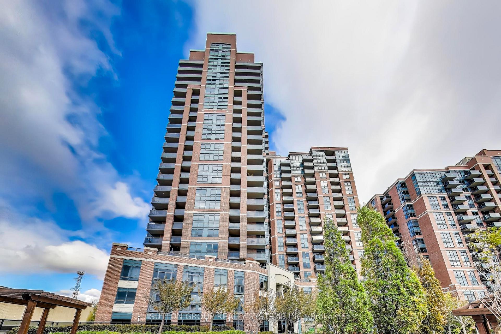 728 - 60 Heintzman Street, Toronto, ON M6P 5A1