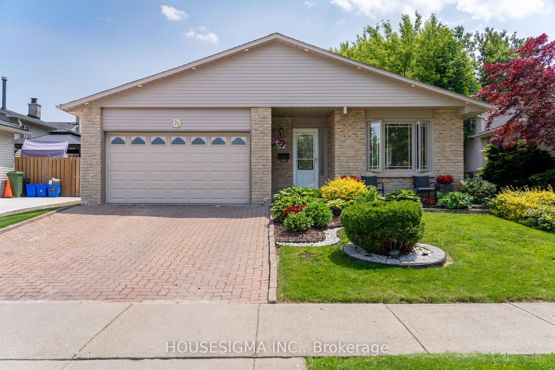 73 Athenia Drive, Hamilton, ON L8J 1S4