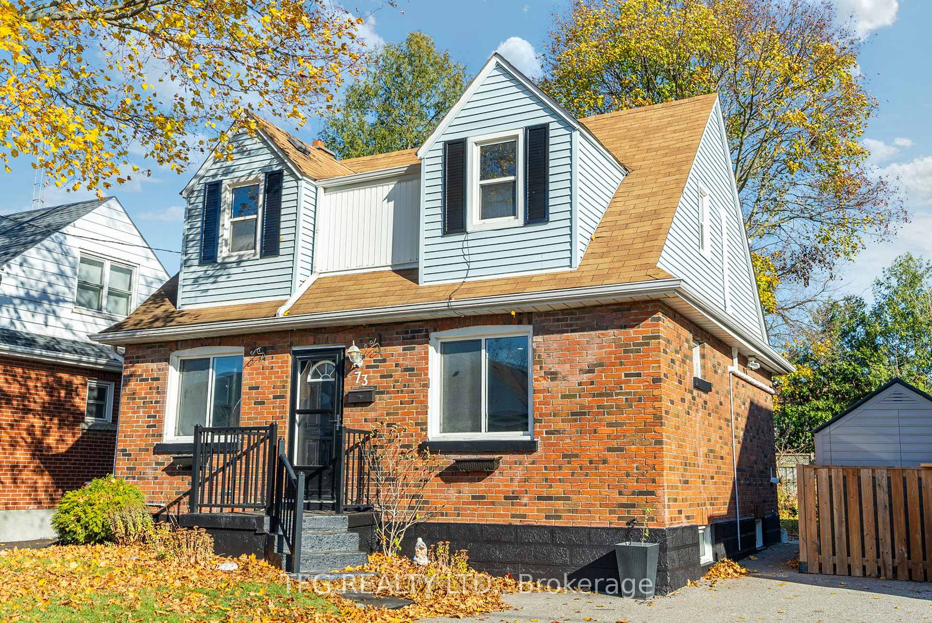 73 Central Park Boulevard N, Oshawa, ON L1G 5Y4